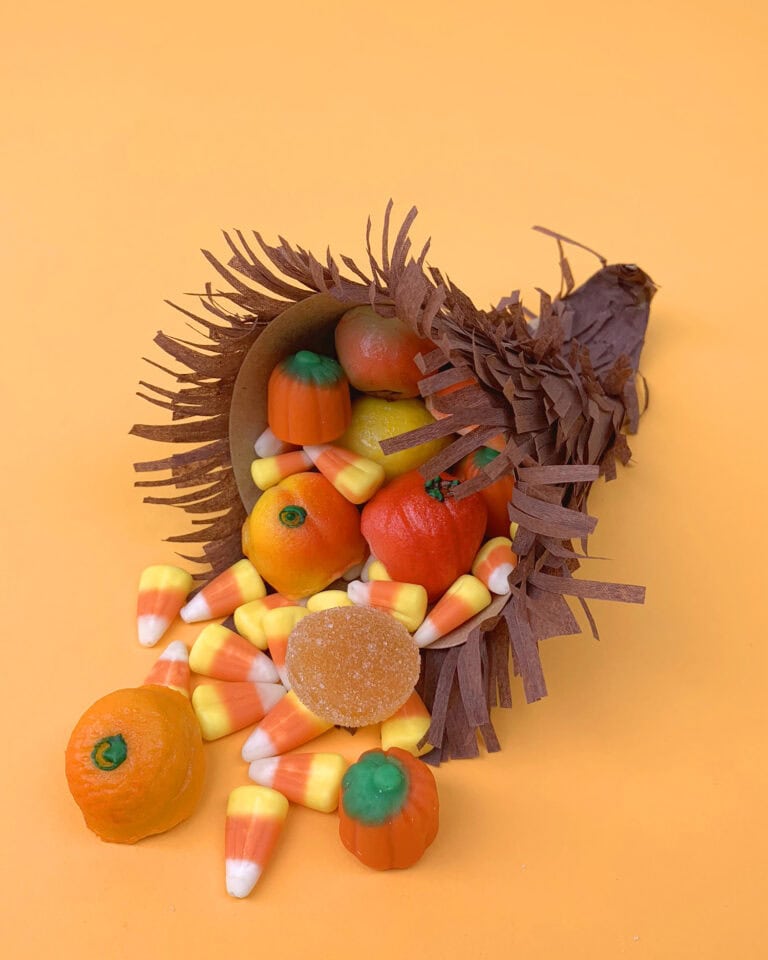 25+ Fun and Easy Thanksgiving Crafts for Kids to Make This Fall ...