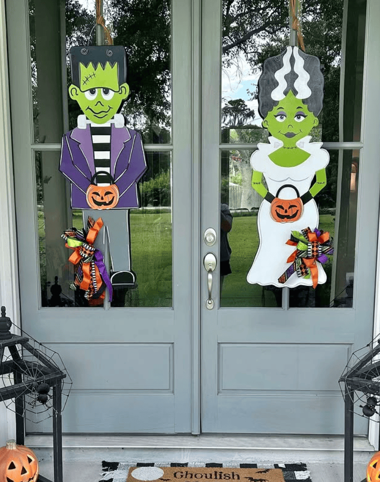 25 Spooktacular Halloween Door Decorations to Wow Trick-or-Treaters and ...